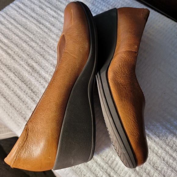 Nurture by Lamaze | Shoes | Nurture Womens Leather Wedge Heel Comfort ...